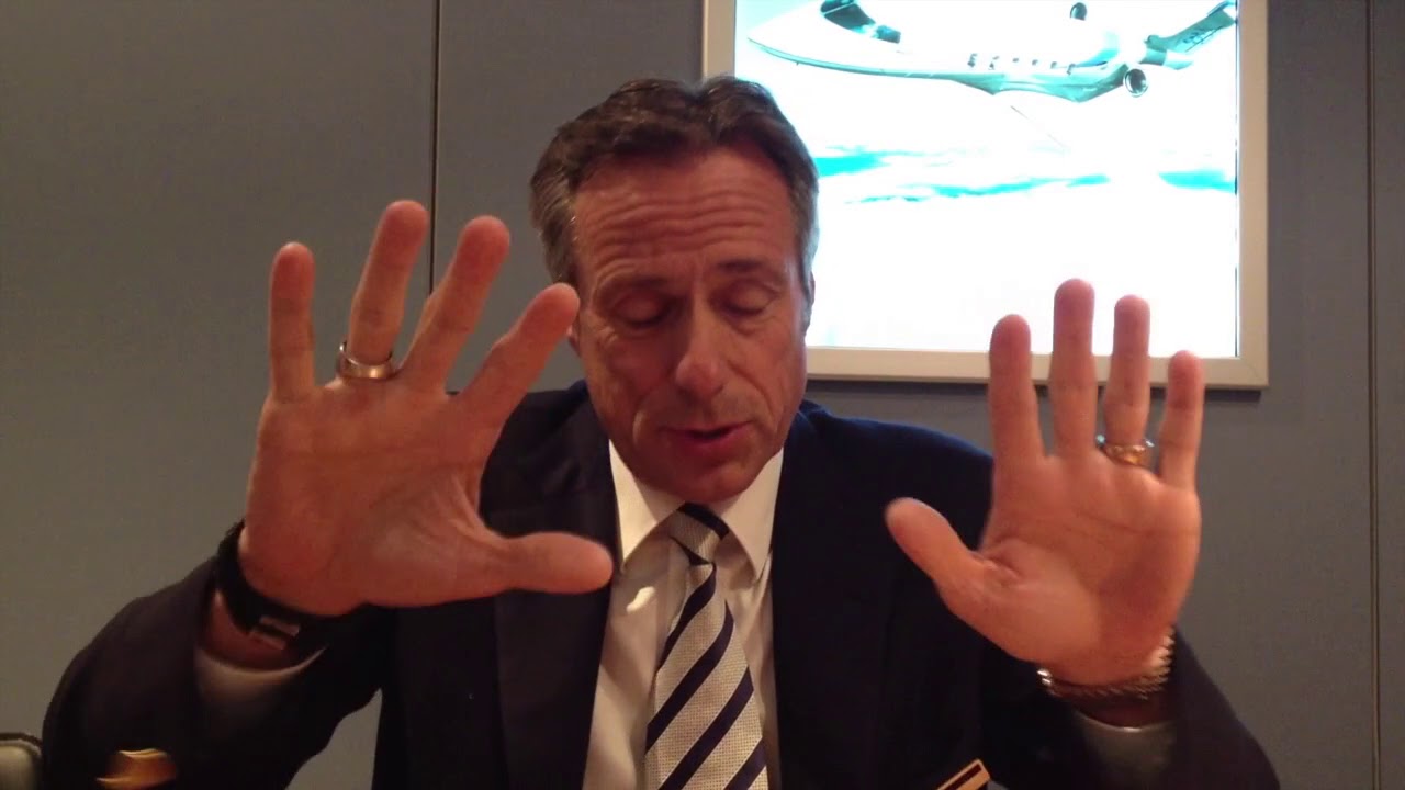 Guy Hachey, Bombardier Aerospace - YouTube
