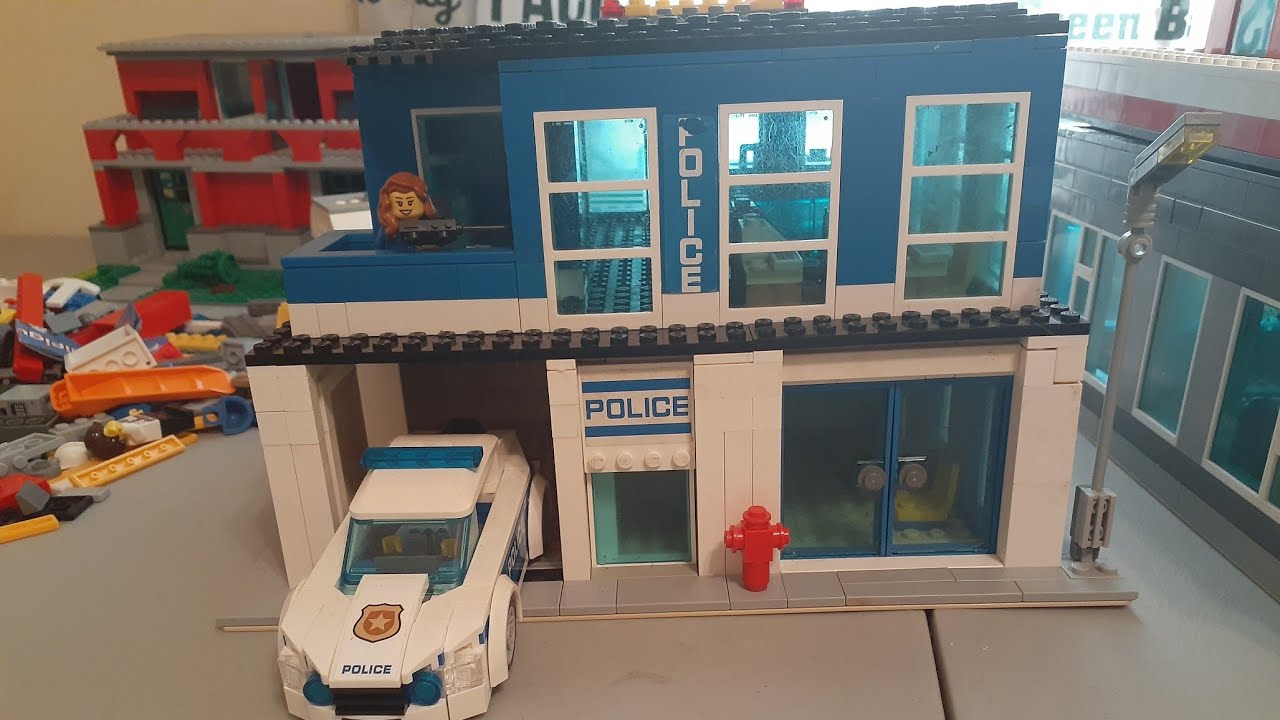 Lego custom police station - YouTube