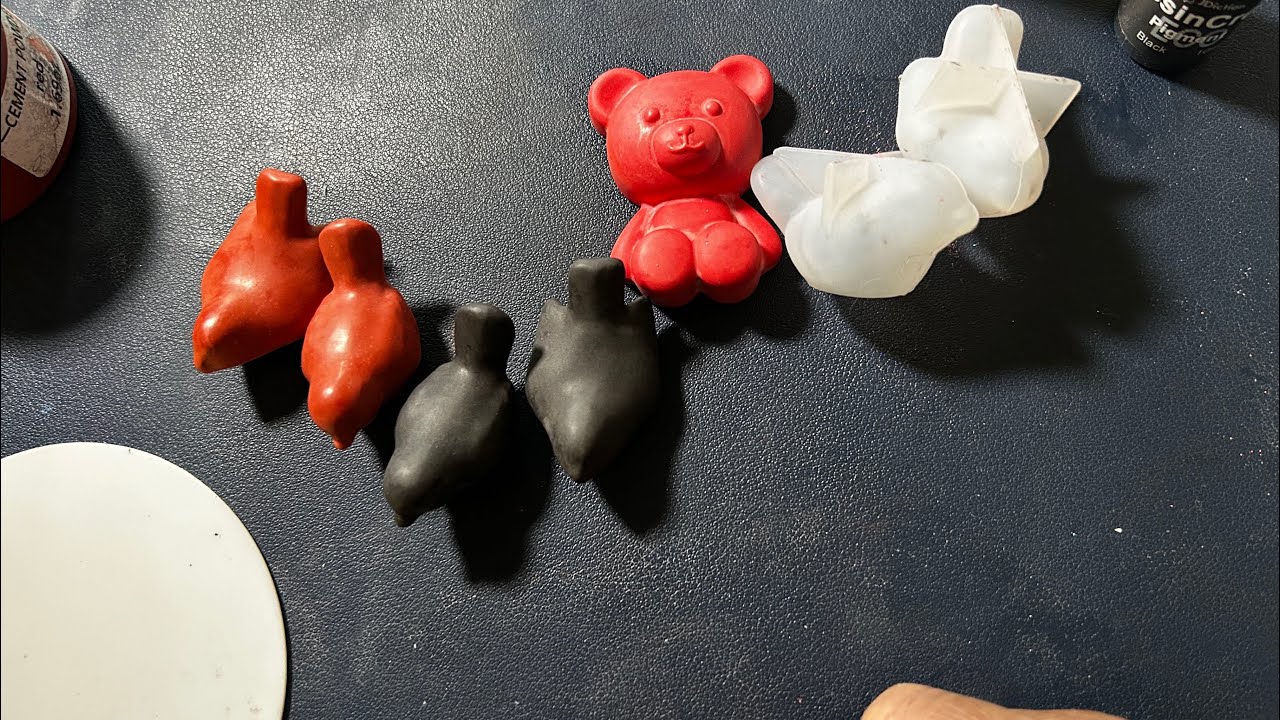 Resin Project 👩🏽‍🎨🦋 How to get true Black & Red in Powder resin! - YouTube