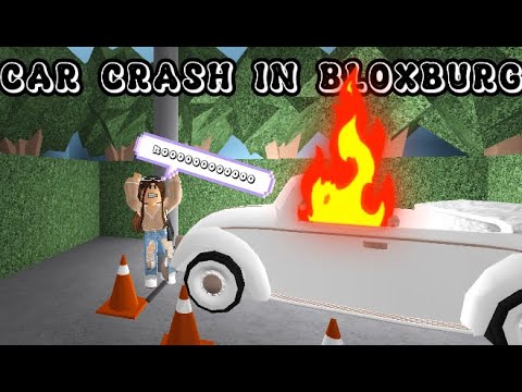 CAR CRASH DURING A NORMAL DAY IN BLOXBURG!!!!!!!!! - YouTube