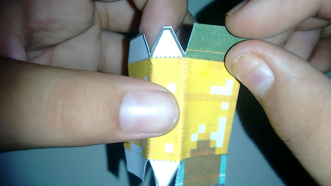 Tutorial de como montar boneco do Minecraft - YouTube