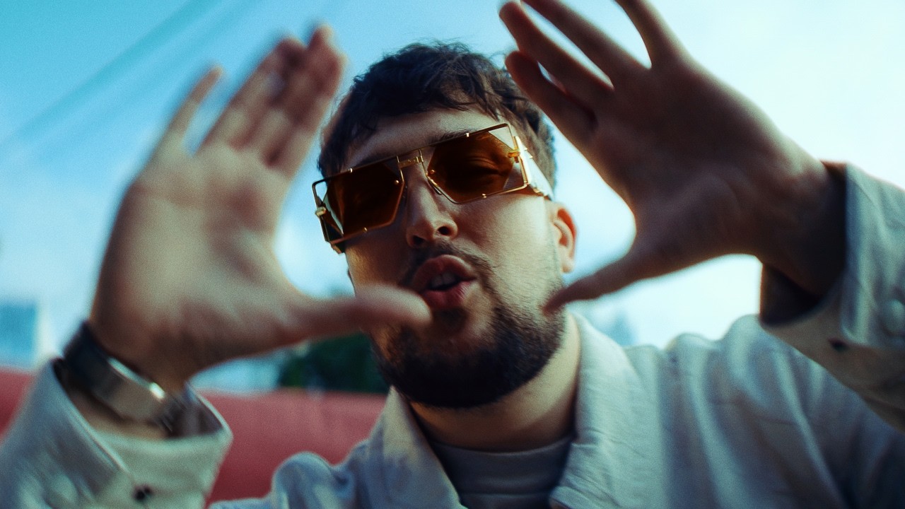 HILJSON MANDELA - 7 UJUTRO (OFFICIAL VIDEO) - YouTube