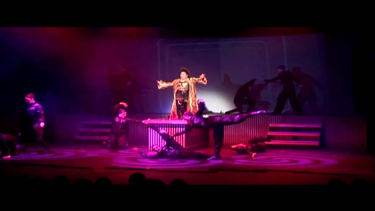 WWRY Musical Killer Queen & Play the Game - YouTube