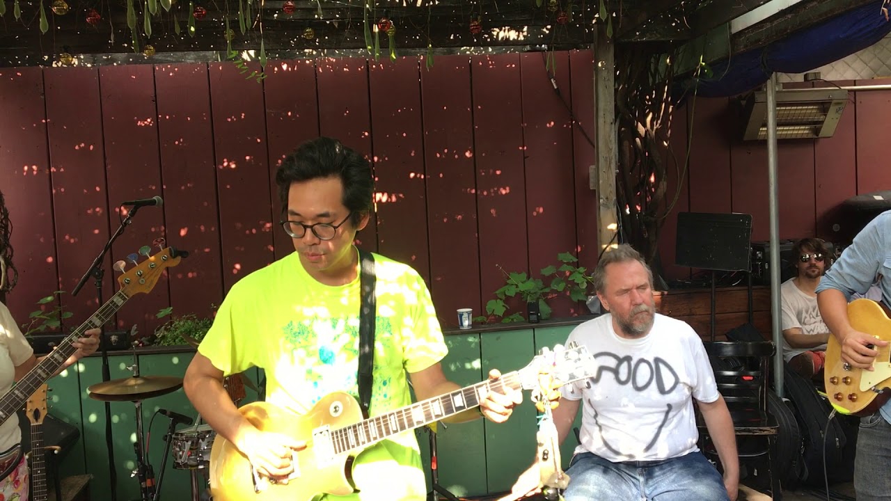 75 Dollar Bill Live at Union Pool in Brooklyn - YouTube Music