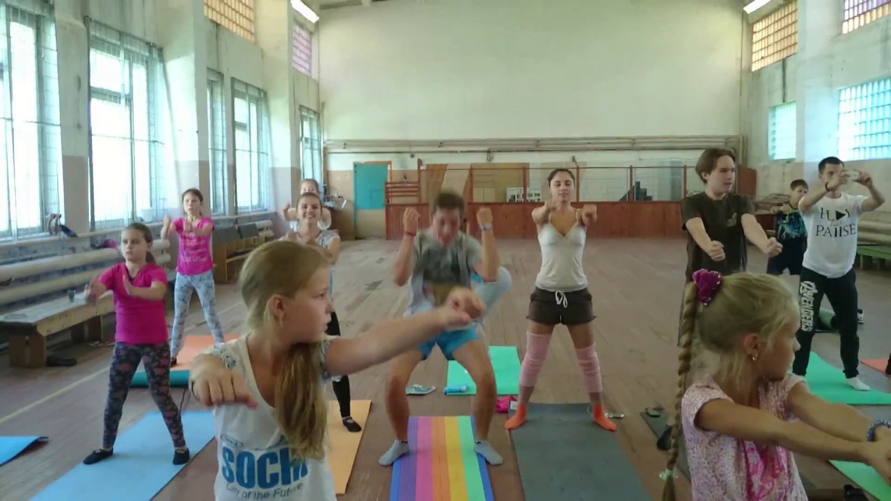 normal vs fail - YouTube