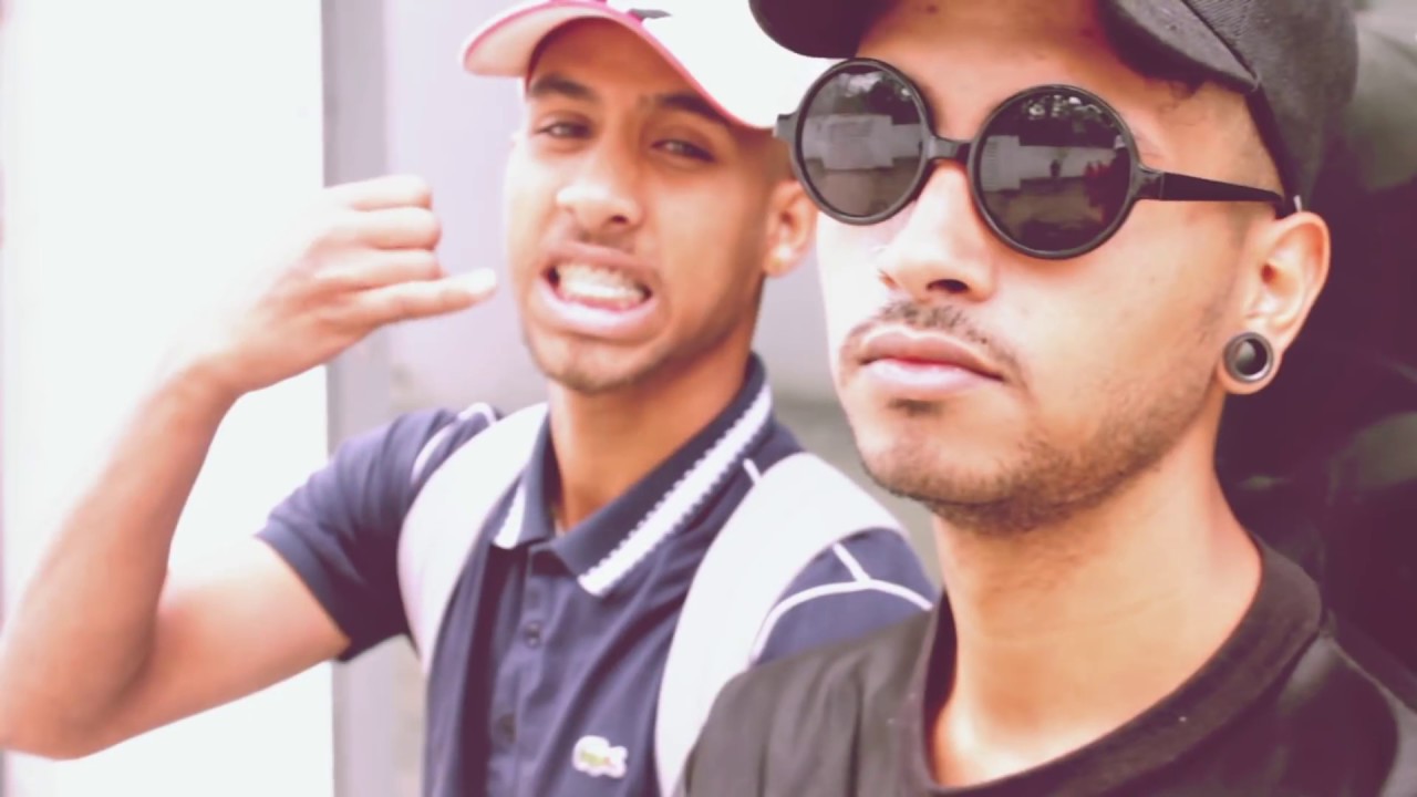 ROSH - FAKE 👑 (Video Oficial) - YouTube