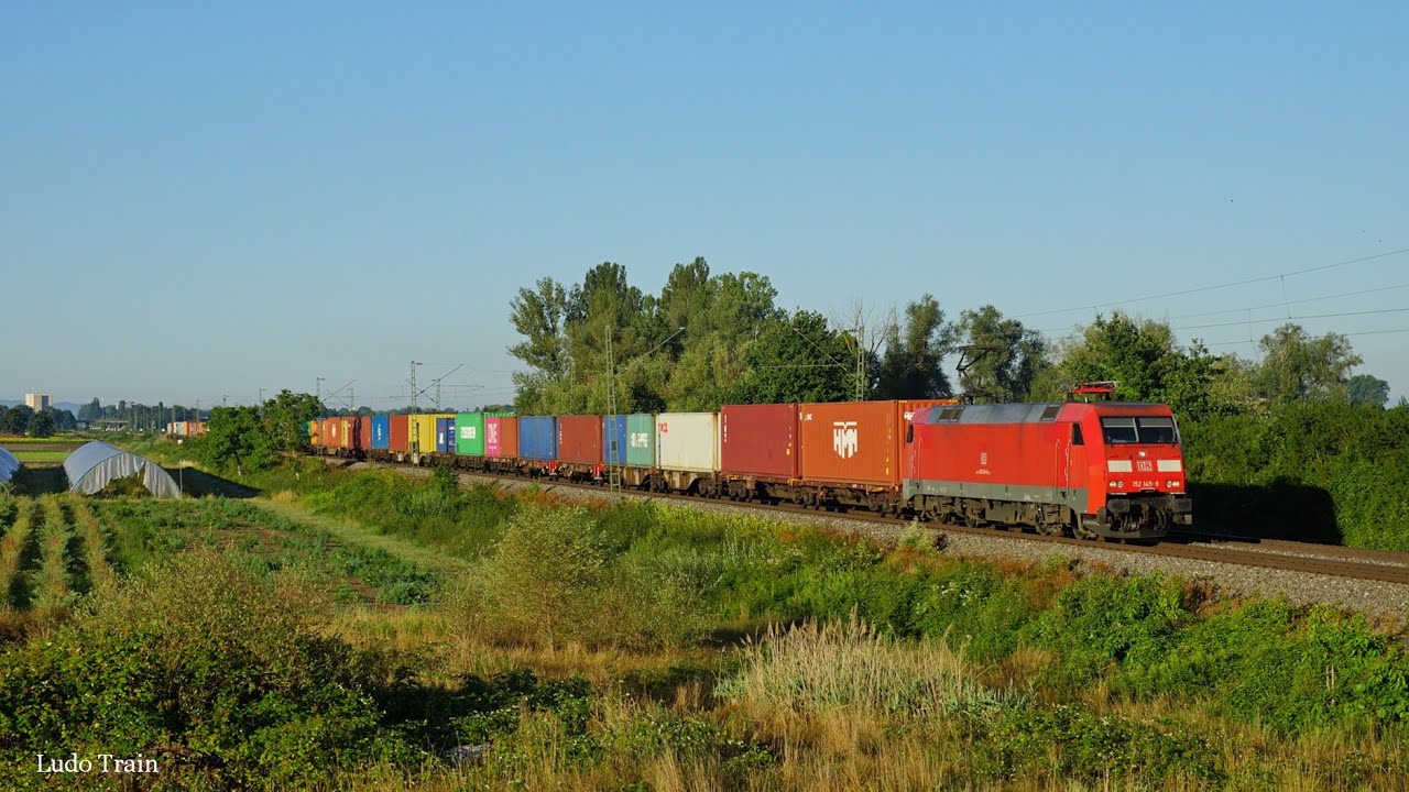 Méli mélo de trains dans le Rheintal, un samedi matin - Juillet 2022 ...