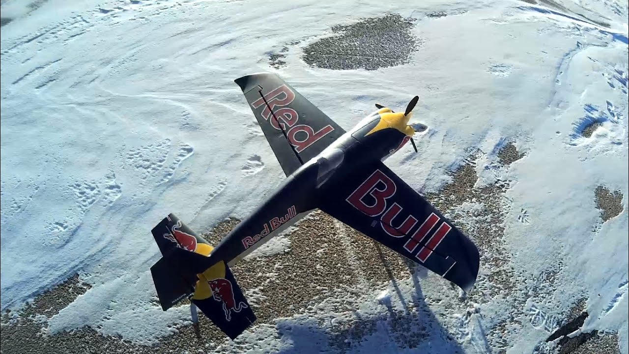 Red Bull Edge 540 Maiden flight at Sage Hoppers - YouTube