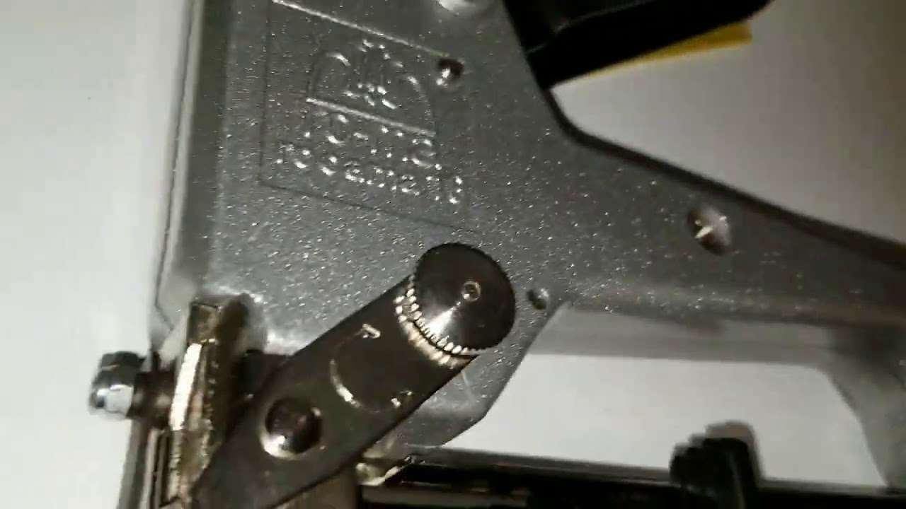 Made in Italy Rocama model 16 outside clinch HVAC stapler review, use ...
