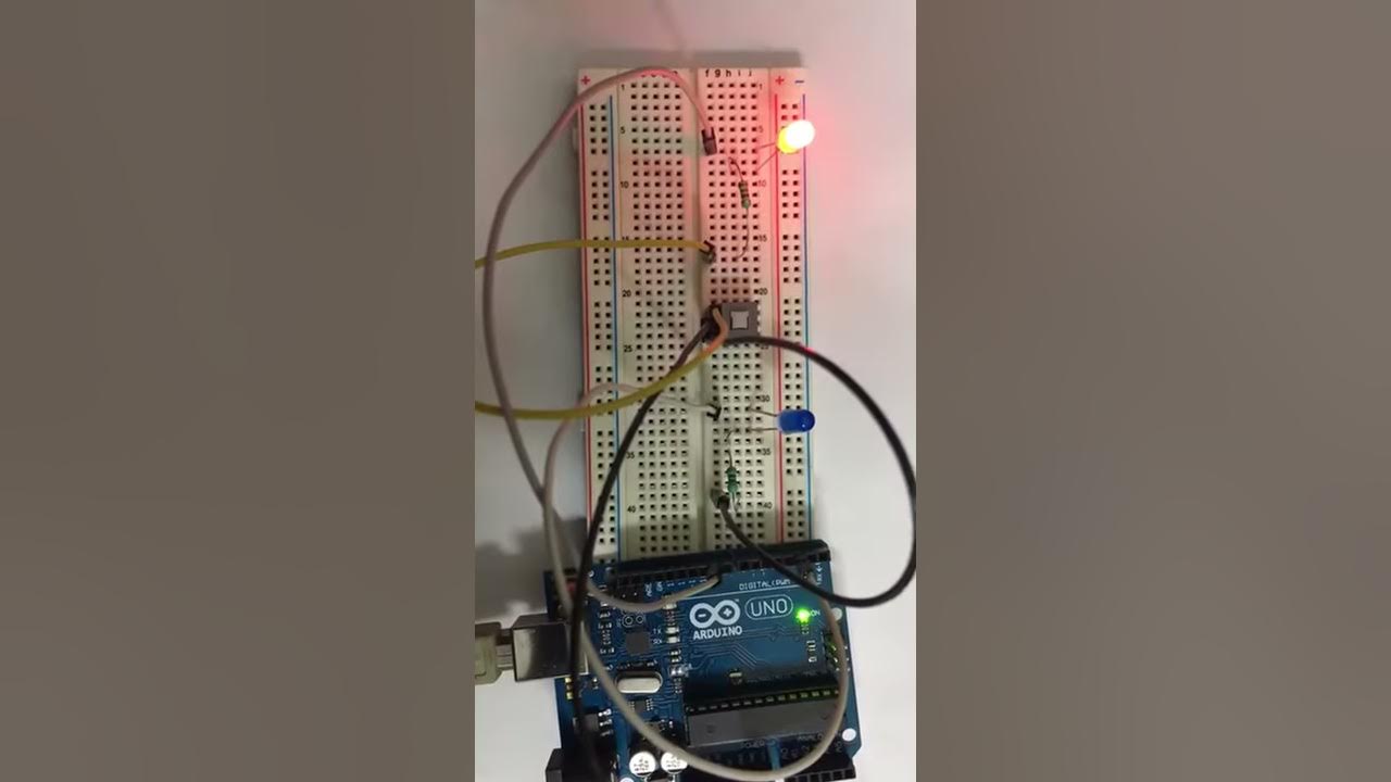 DPDT switch operation with Arduino - YouTube