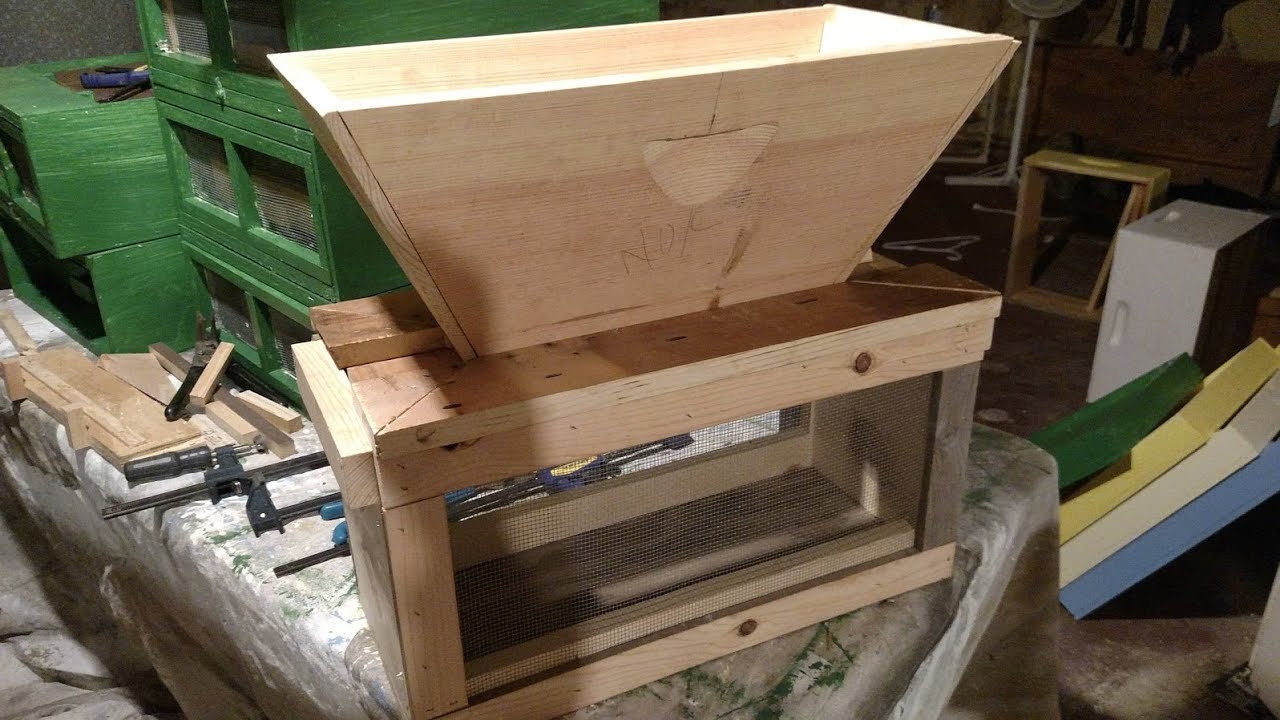 Shook Swarm Box and Bee Funnel Project - YouTube