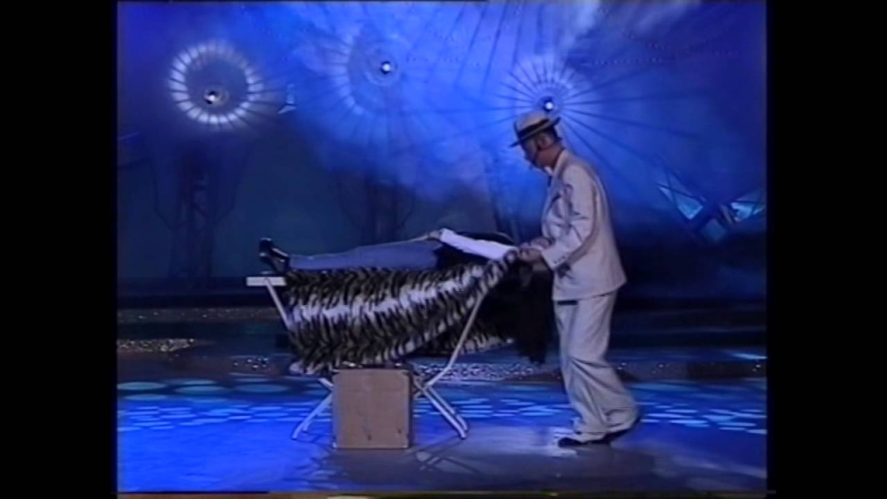 Magic Wladimir - Chair suspension - YouTube