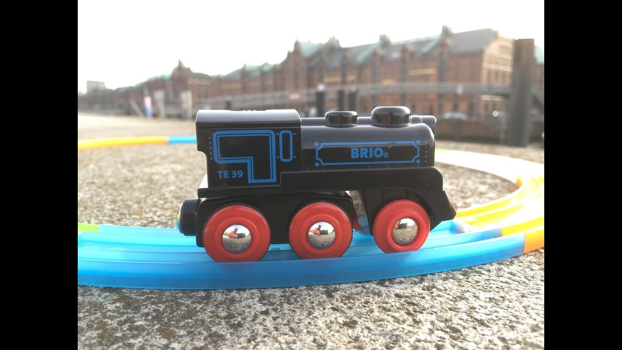 BRIO 33599 Rechargeable Engine visit Speicherstadt, Hamburg, Germany ...