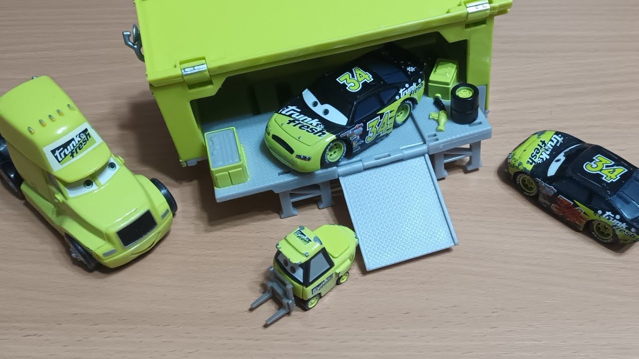 Disney Pixar Cars team Trunk fresh review - YouTube