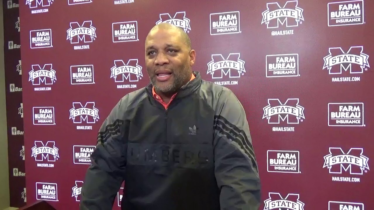 Deke Adams talks Bulldog defensive efforts - YouTube