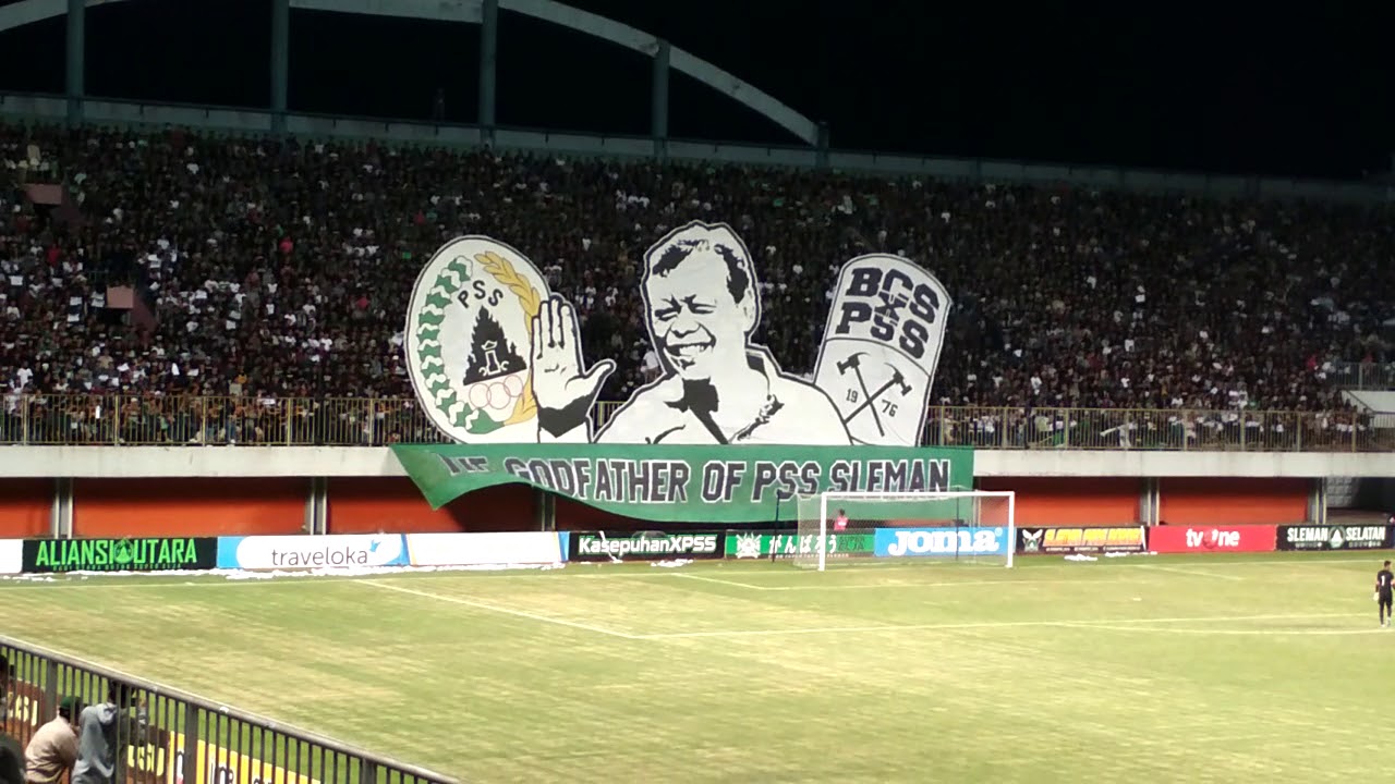 Koreo bcs PSS Sleman vs Timnas U19 - YouTube