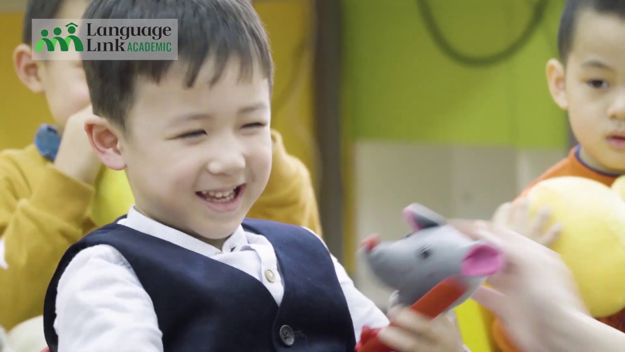 Language Link Academic - Tiếng Anh Mẫu giáo - YouTube