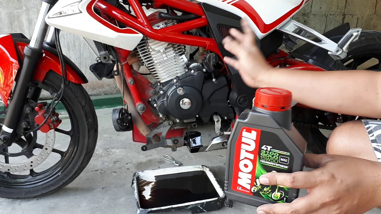 DIY change oil Pros Cons of vortex 200 - YouTube