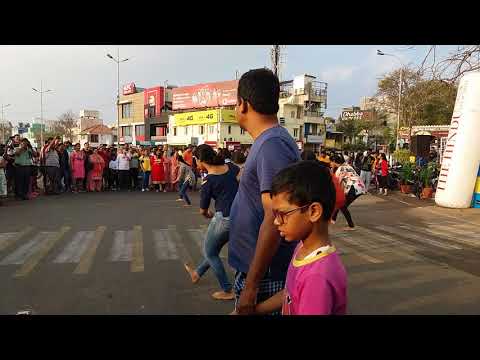 Kumki - Soi Soi song Dance by girls