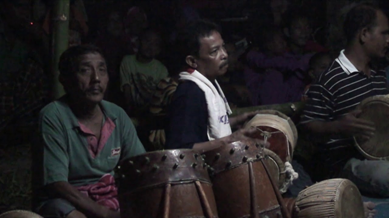 Main Puteri - YouTube