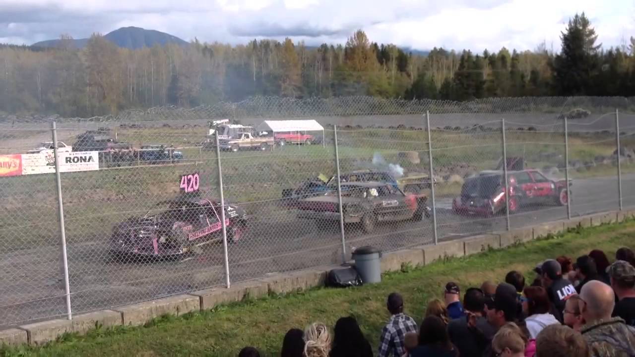 Demolition Derby at the Terrace Speedway - YouTube