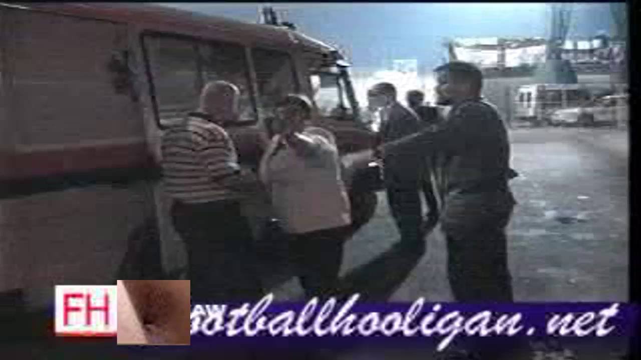 poland football hooligans c4 - YouTube