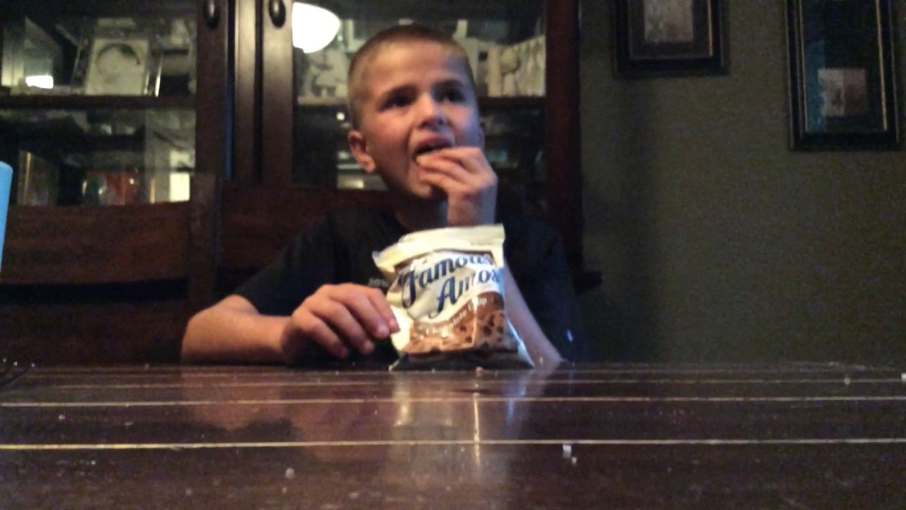 Man vs cookie - YouTube