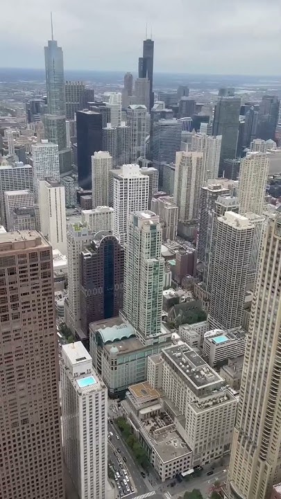 俯瞰迷人的芝加哥 Overlooking the Charming Chicago - YouTube