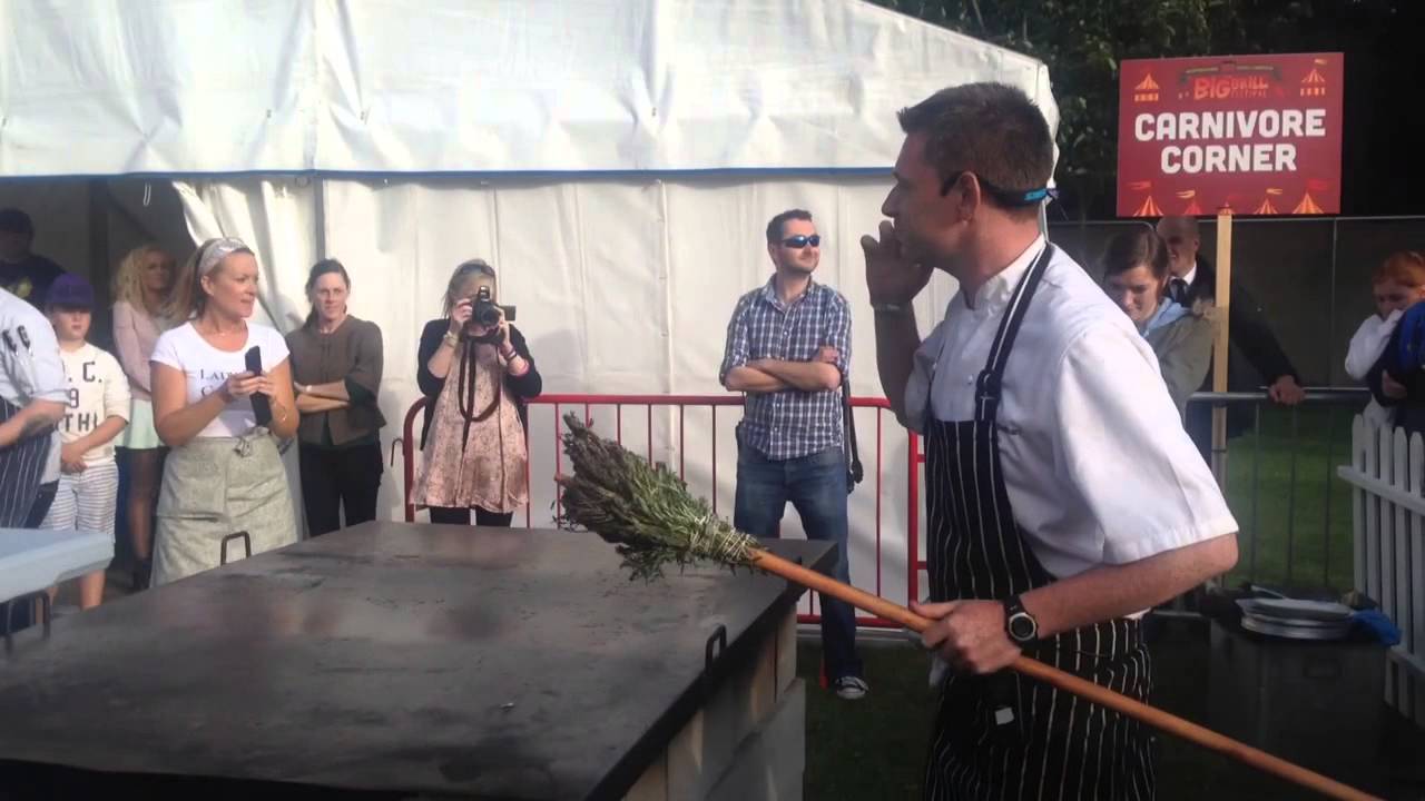 John Relihan at The Big Grill - YouTube