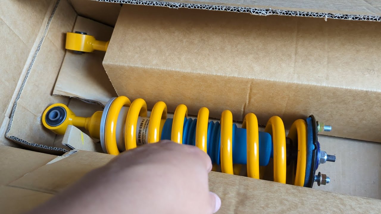 How To Install A Suspension Lift Kit In A D40 Navara - YouTube