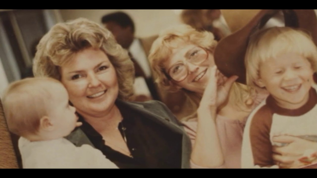 Netflix Exhibit A Ep. 2- Norma Clark Junk Blood Spatter - YouTube