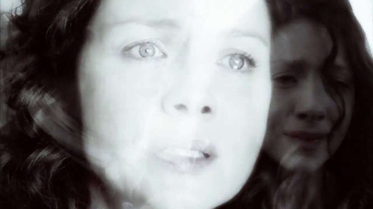 Long Long Way To Go - Season 3 - Jamie & Claire - YouTube