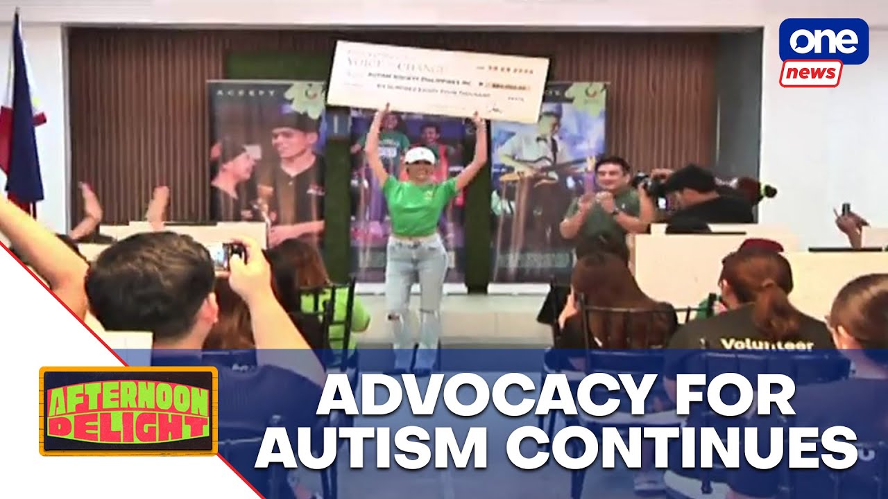 Afternoon Delight | Michelle Dee donates Voice for Change award to ...