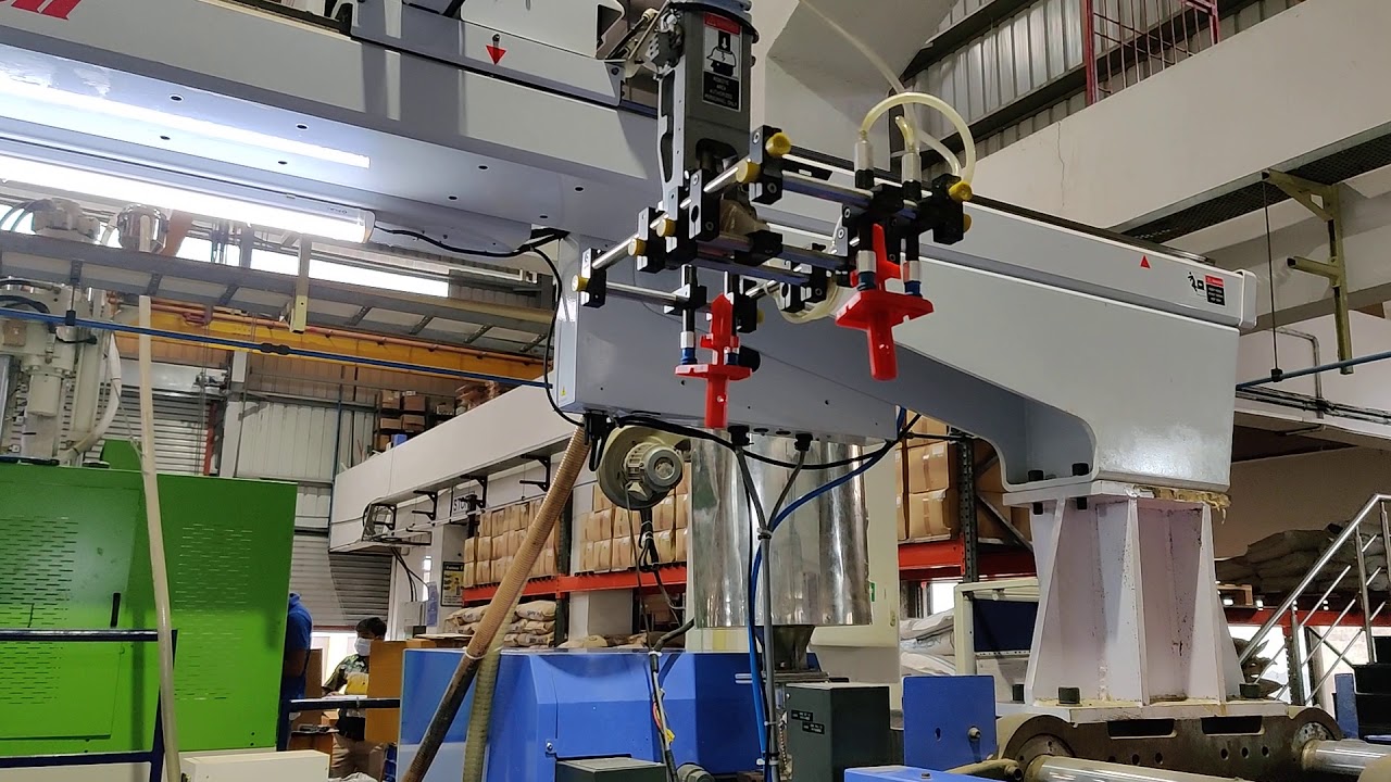 JSW 140 ton Moulding Machine - YouTube