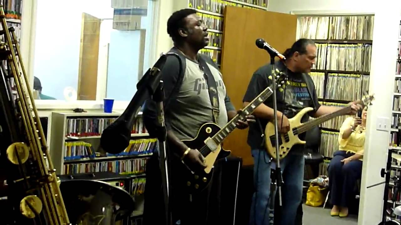 J.C. Smith band live at KKUP studio 6/7/09 - YouTube