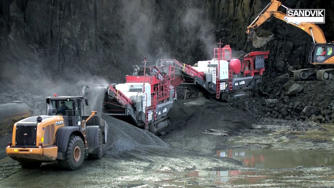 Sandvik U-440i Range mobile jaw and cone crushers overview video - YouTube