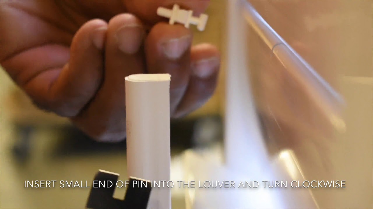 Maxxmar Summerview Shutter - How To Change Cufflinks - YouTube