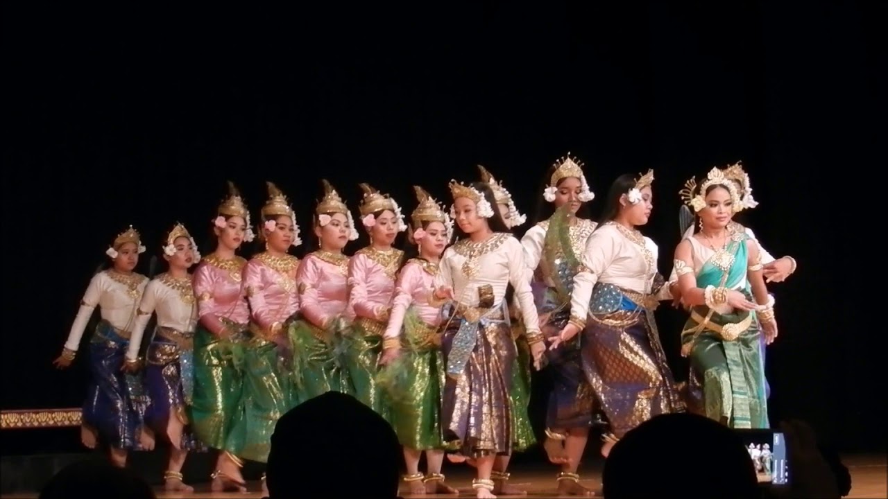 Preah Thoung and Neang Neak | Angkor Dance Troupe | Oct 21, 2017 - YouTube