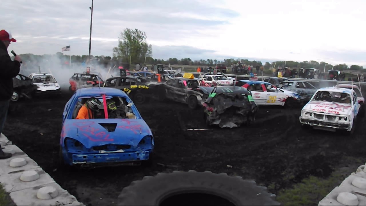 MAY 2019 WIRE COMPACT DEMOLITION DERBY - YouTube