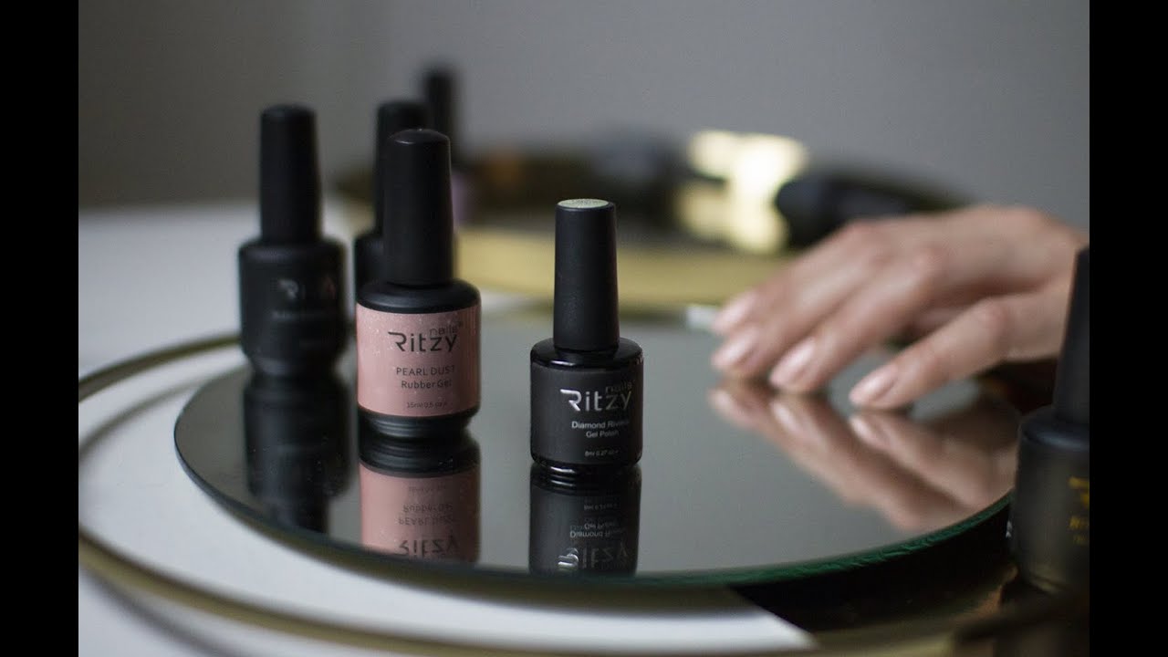 Le rubber base de Ritzy Nails démysthifié - YouTube