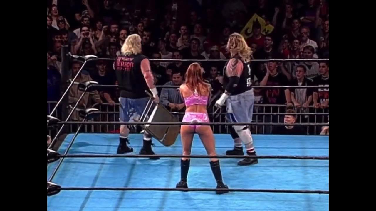 ECW Lita vs Jazz - CatFight 1999 - YouTube