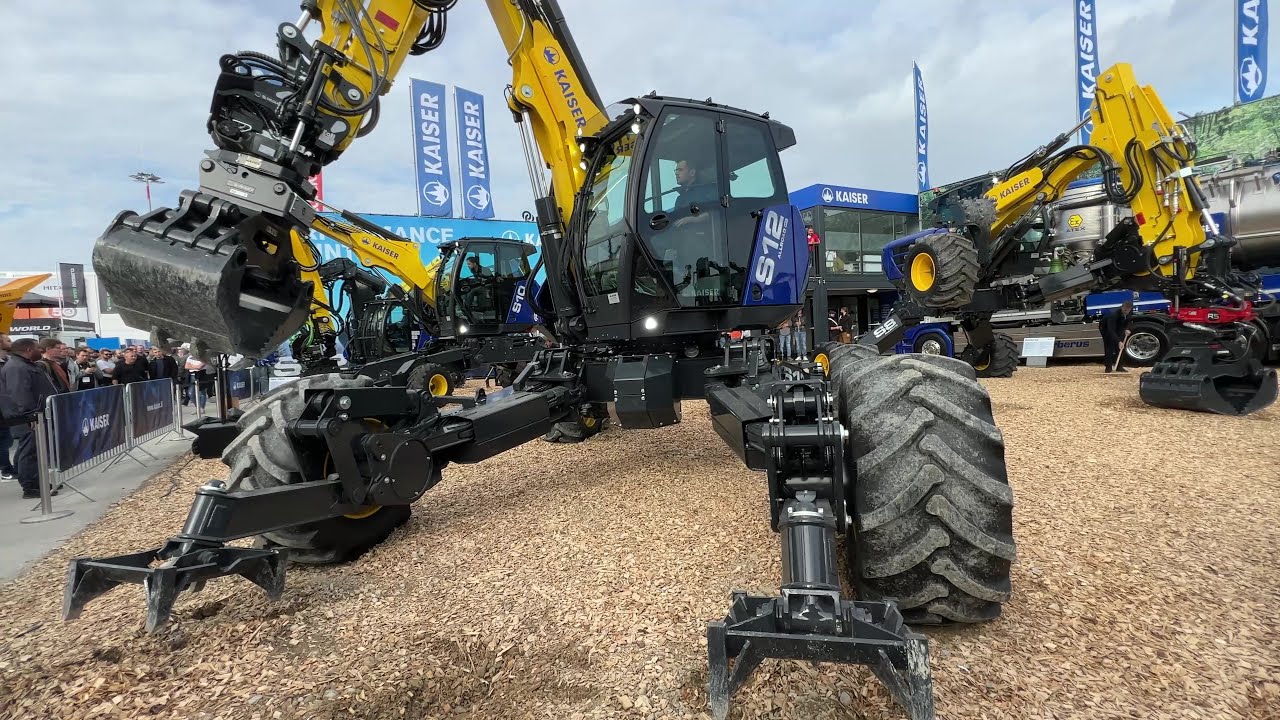 Kaiser S8, S10, And S12 Spider Excavators Show At Bauma Expo 2022 - 4k - YouTube