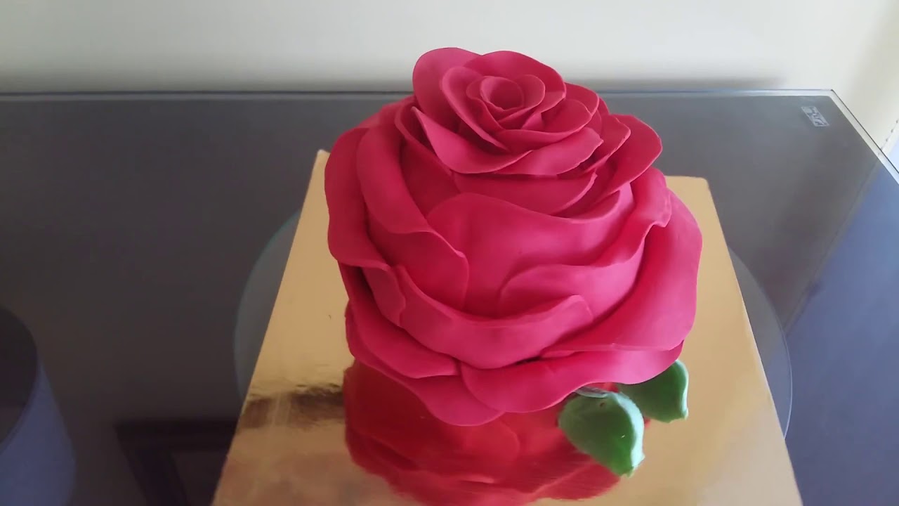 Rose shaped cake - YouTube