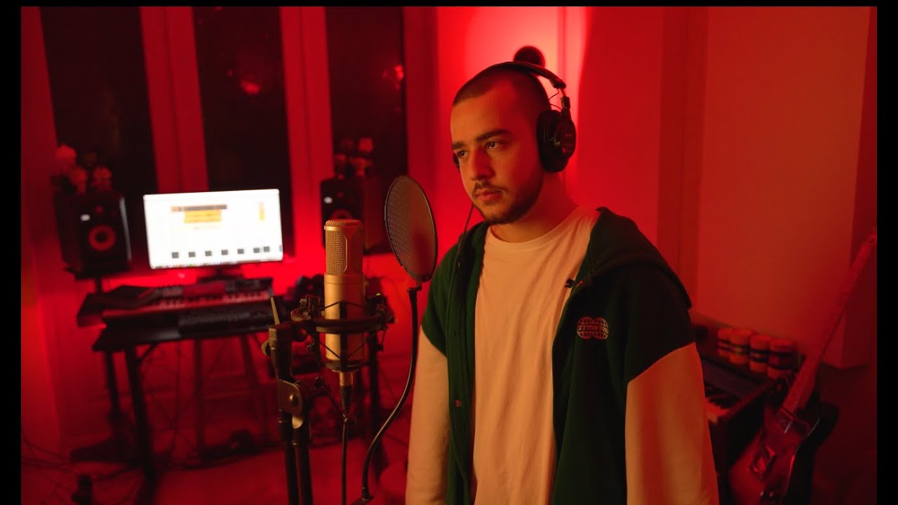 M-iro - Live Performance - YouTube