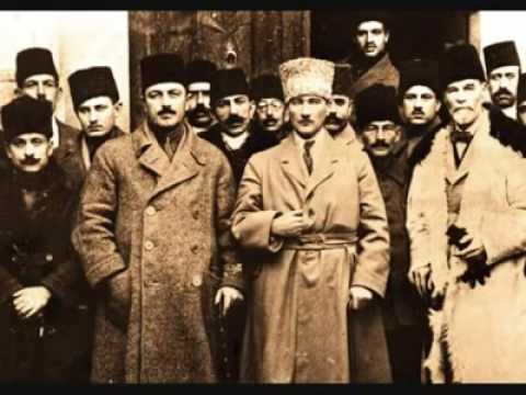 ATATÜRK' ÜN SEVDİĞİ TÜRKÜ    BÜLBÜLÜM ALTIN KAFESTE