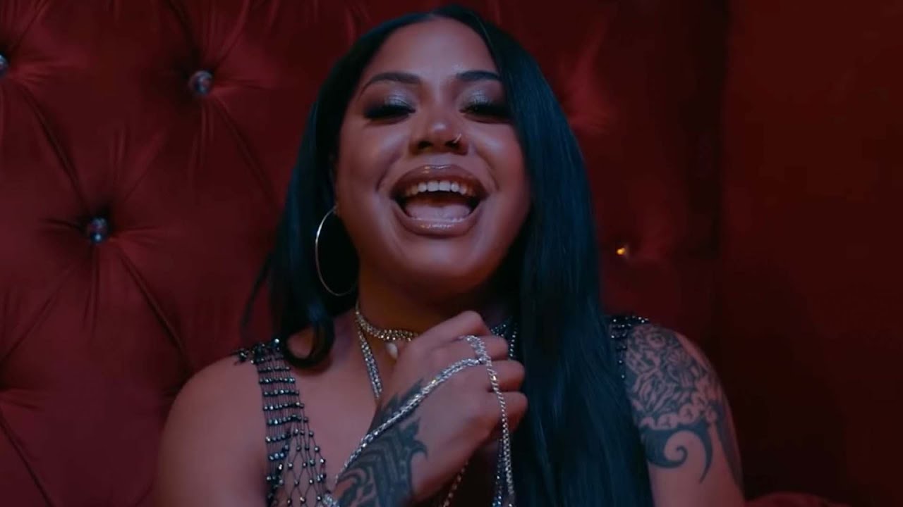 Tenelle & Ryn - Good Good ft. Cuuhraig (Official Music Video) - YouTube