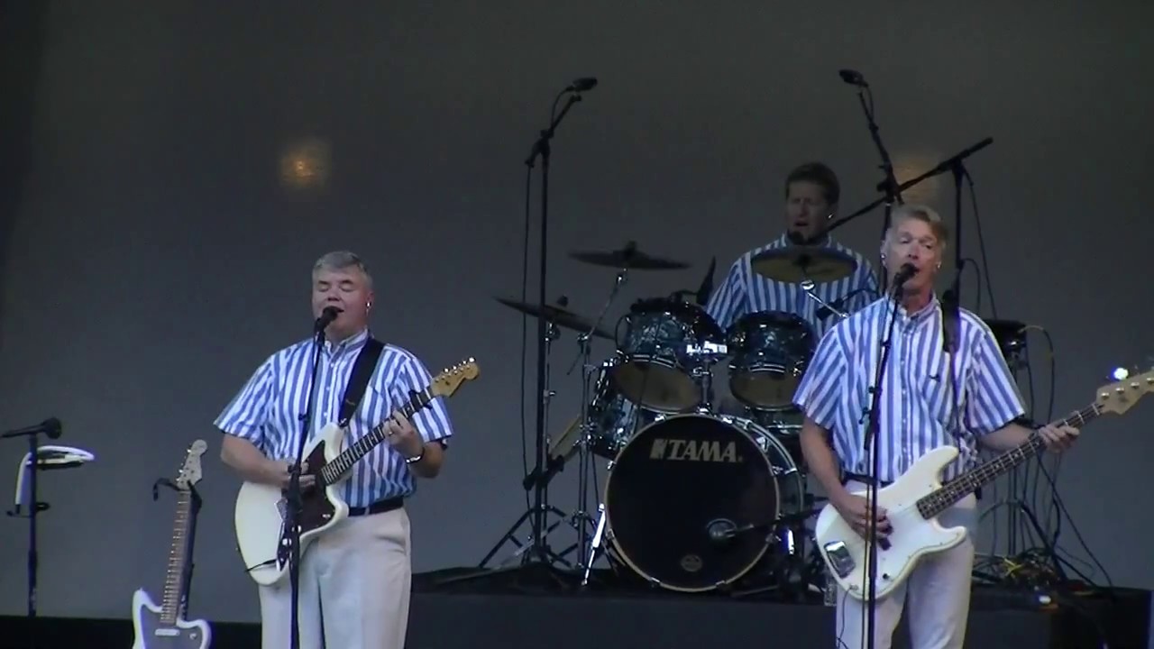Still Surfin' - Wouldn't It Be Nice - YouTube