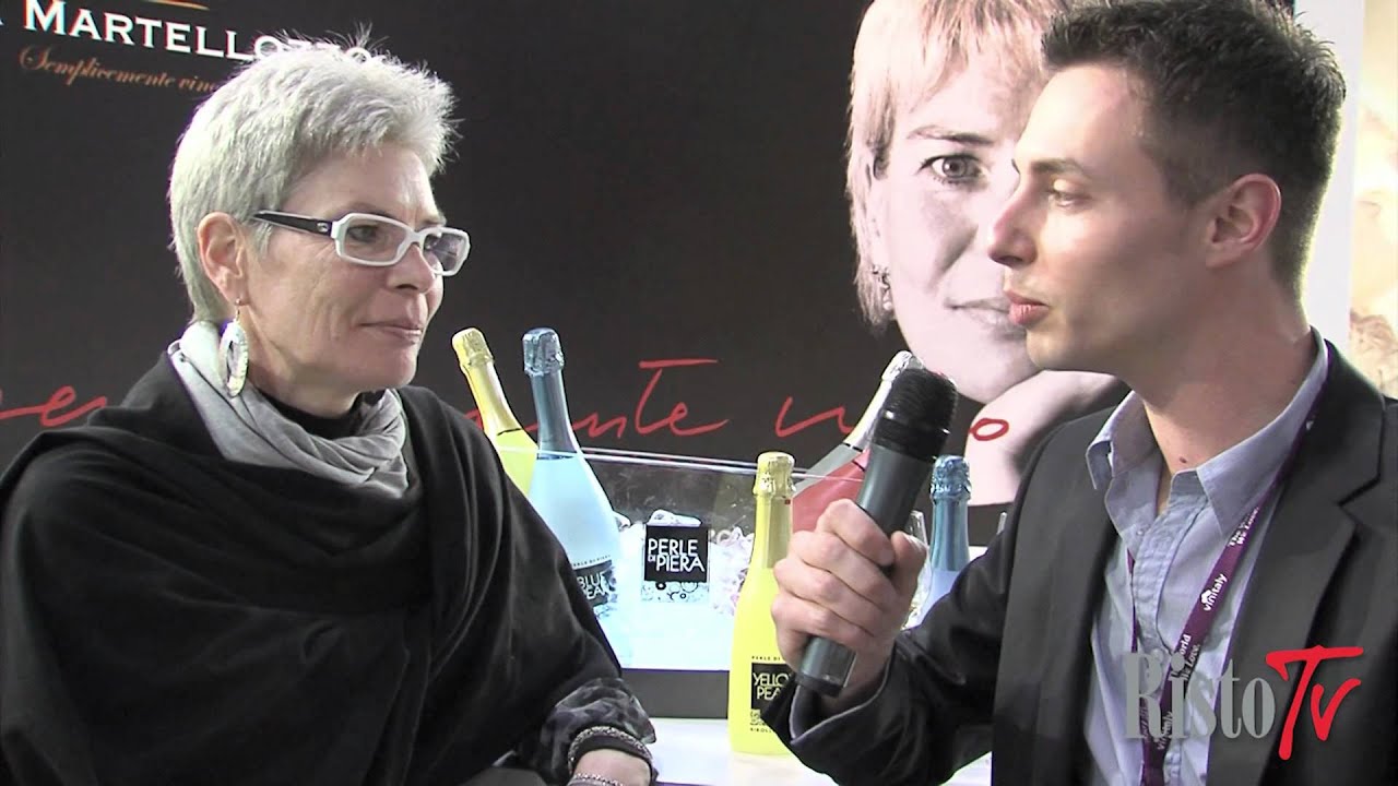 Piera Martellozzo - Vinitaly 2012 - YouTube
