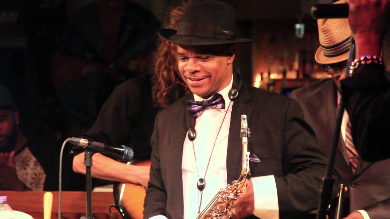 Christopher's Project performing Thinking Out Loud (Guitar Solo) - YouTube