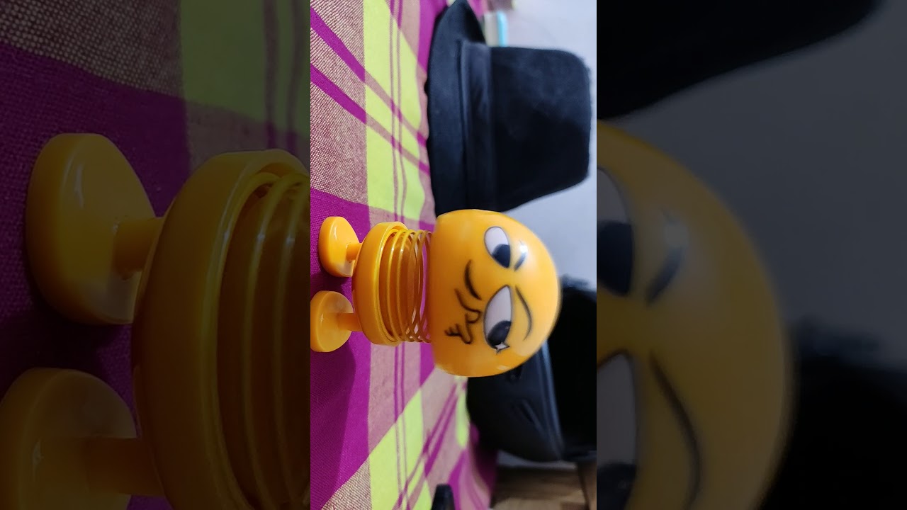 Head Spring toy - YouTube